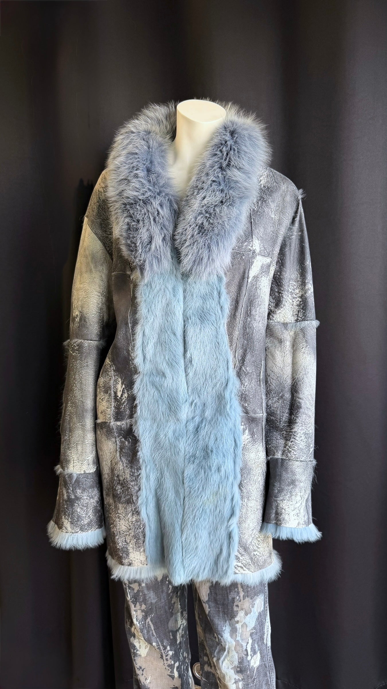Vintage shearling ‘Icy Mirage’ blue–grey coat – Rats Vintage